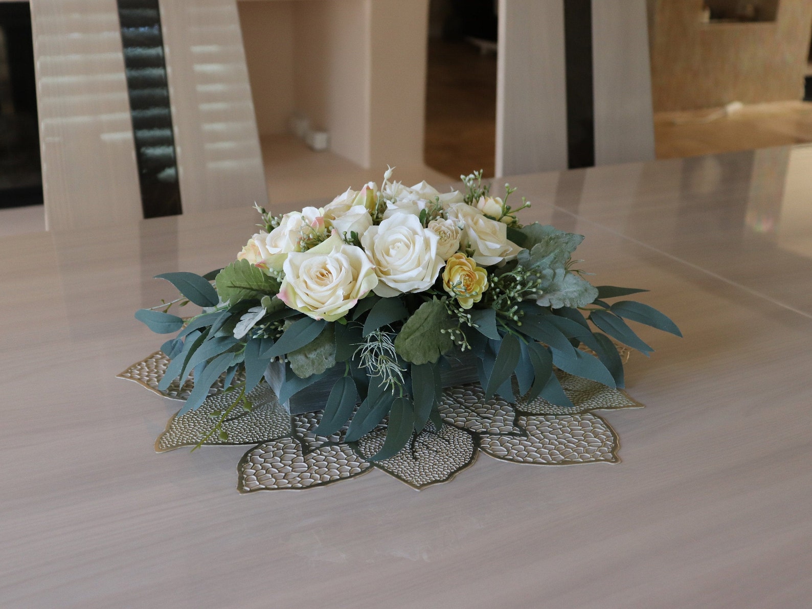 Rustic Floral Arrangement in a Wooden Box With White Silk - Etsy