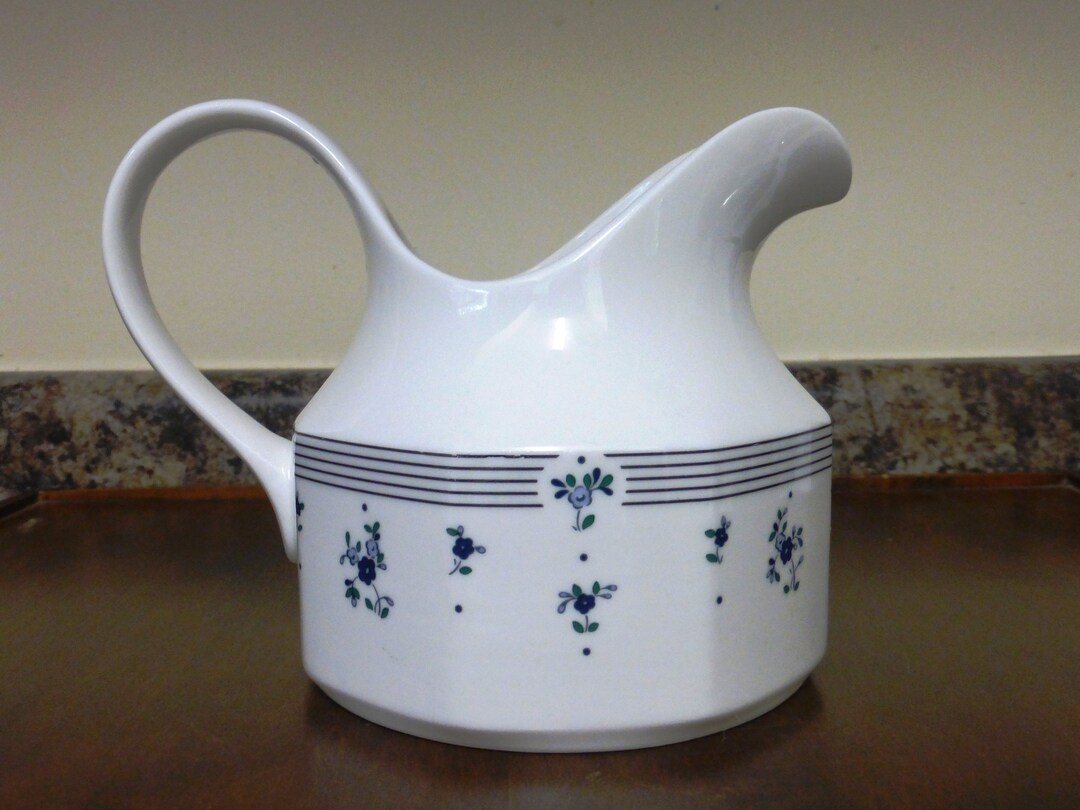Vintage Royal Doulton Calico Blue 16 Oz. Pitcher Creamer Gravy - Etsy