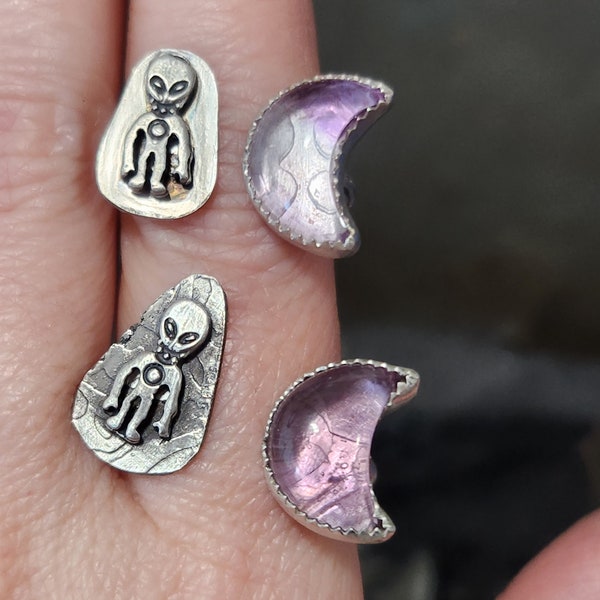 Alien Ring - Etsy
