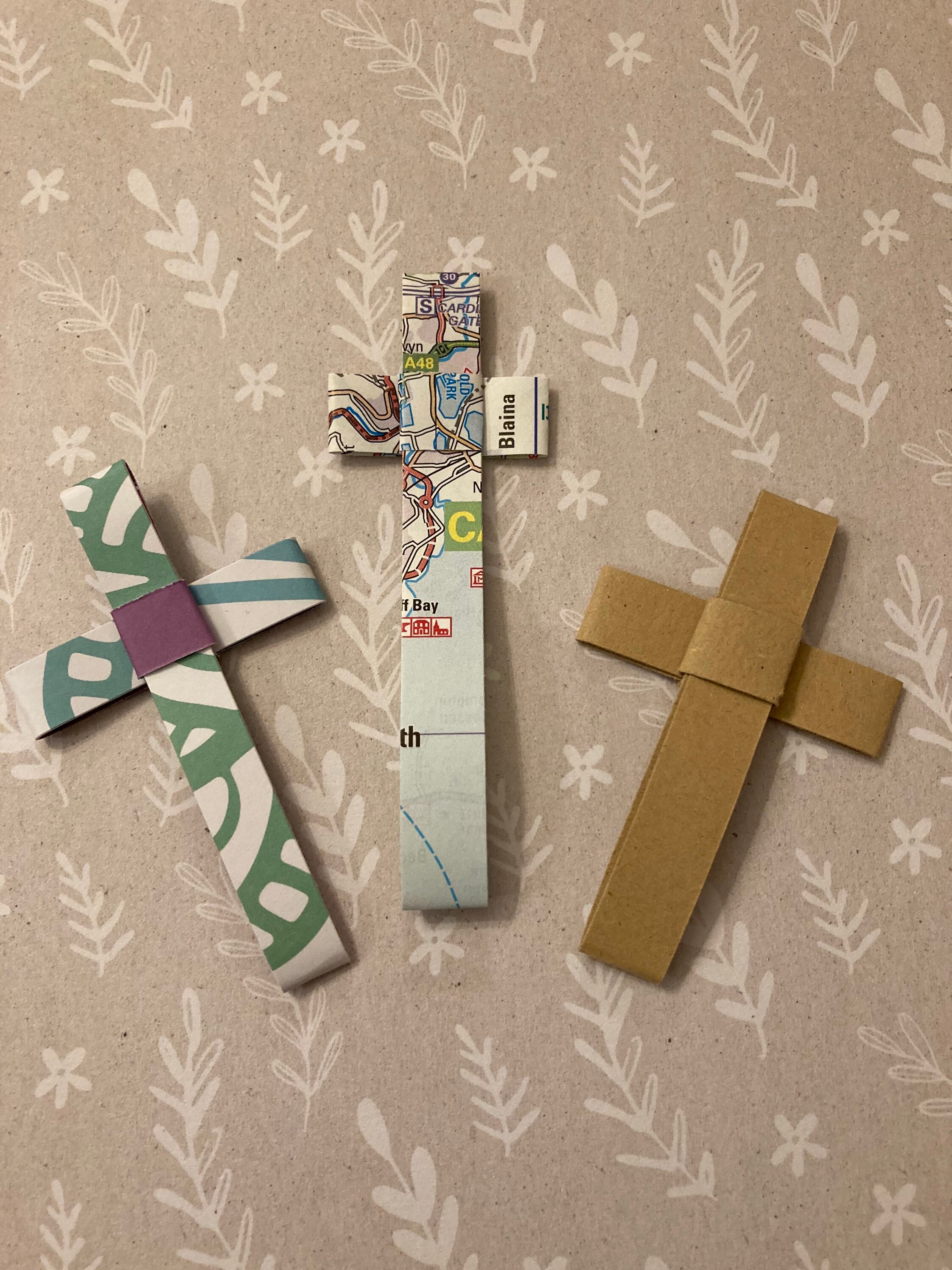 Paper cross x50 Handmade tactile individual paper crosses. | Etsy