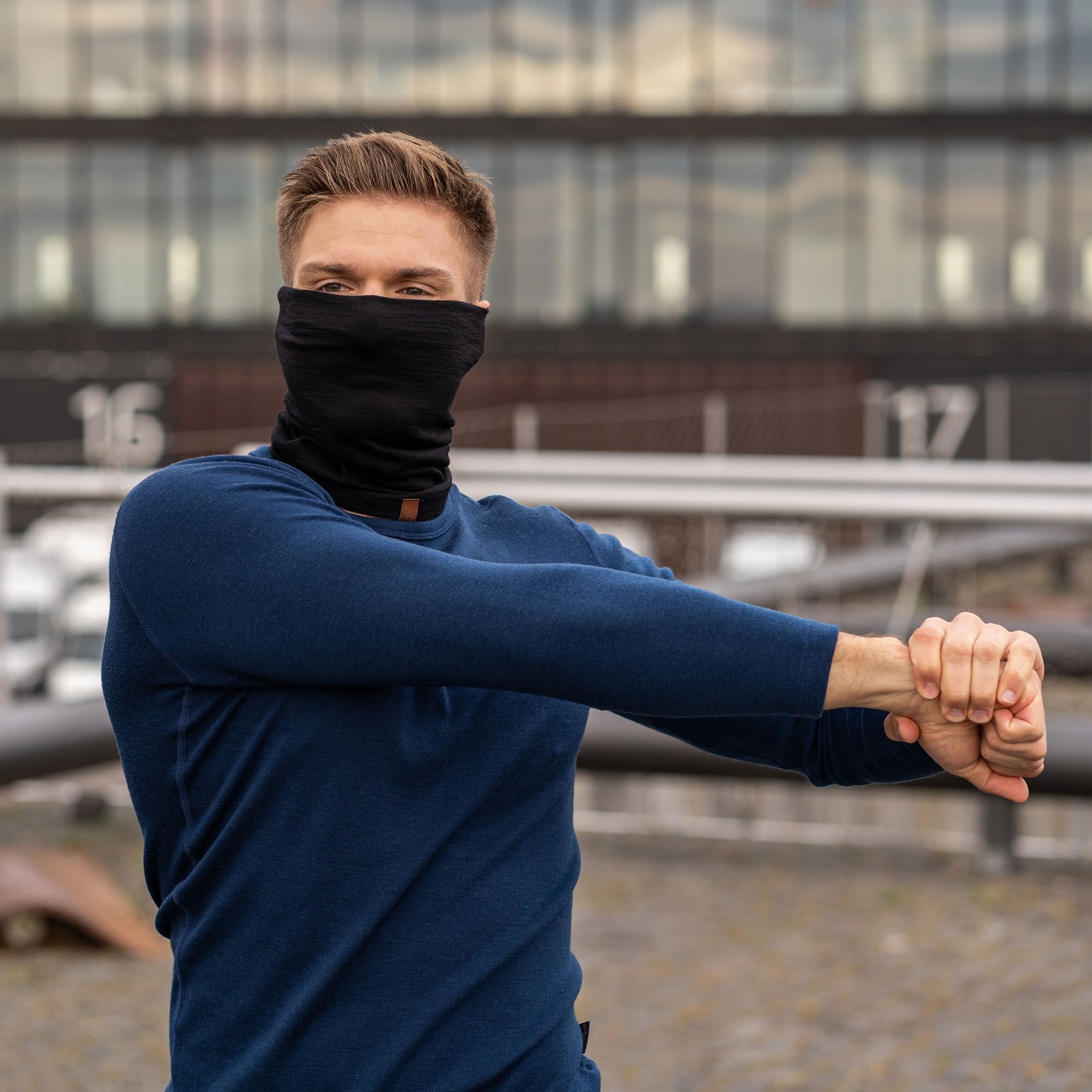 Black Neck Gaiter Face Mask for Man Woman Adult Face Mask Scarf Ski ...