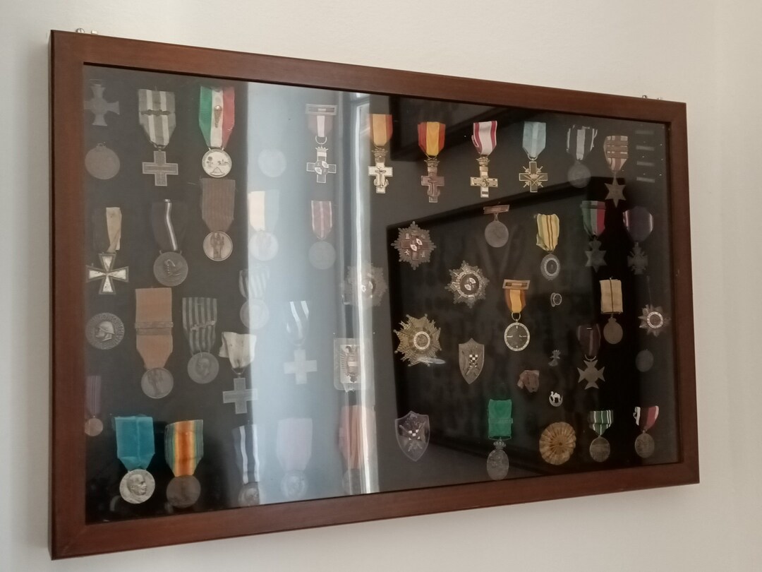 Hanging Case Display Cabinet Wooden Display for Collecting - Etsy