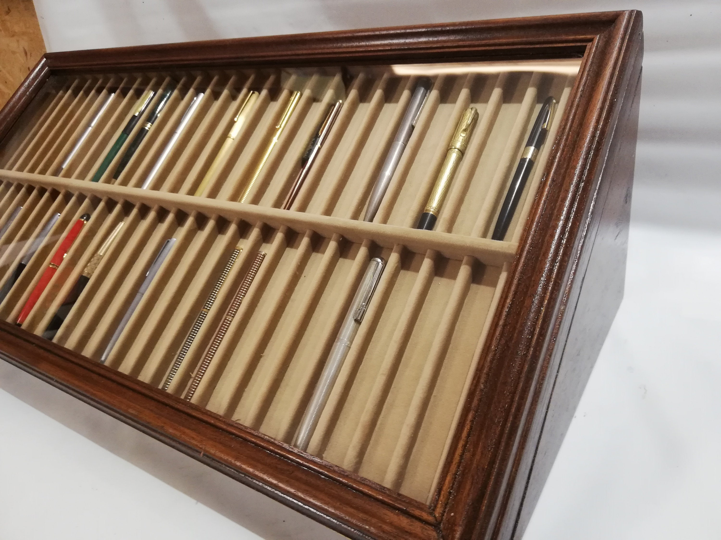 Pencil Case Exhibitor For Fountain Pens Collection Wooden Pen Holder pencil-case-exhibitor-for-fountain-pens-collection-wooden-pen-holder