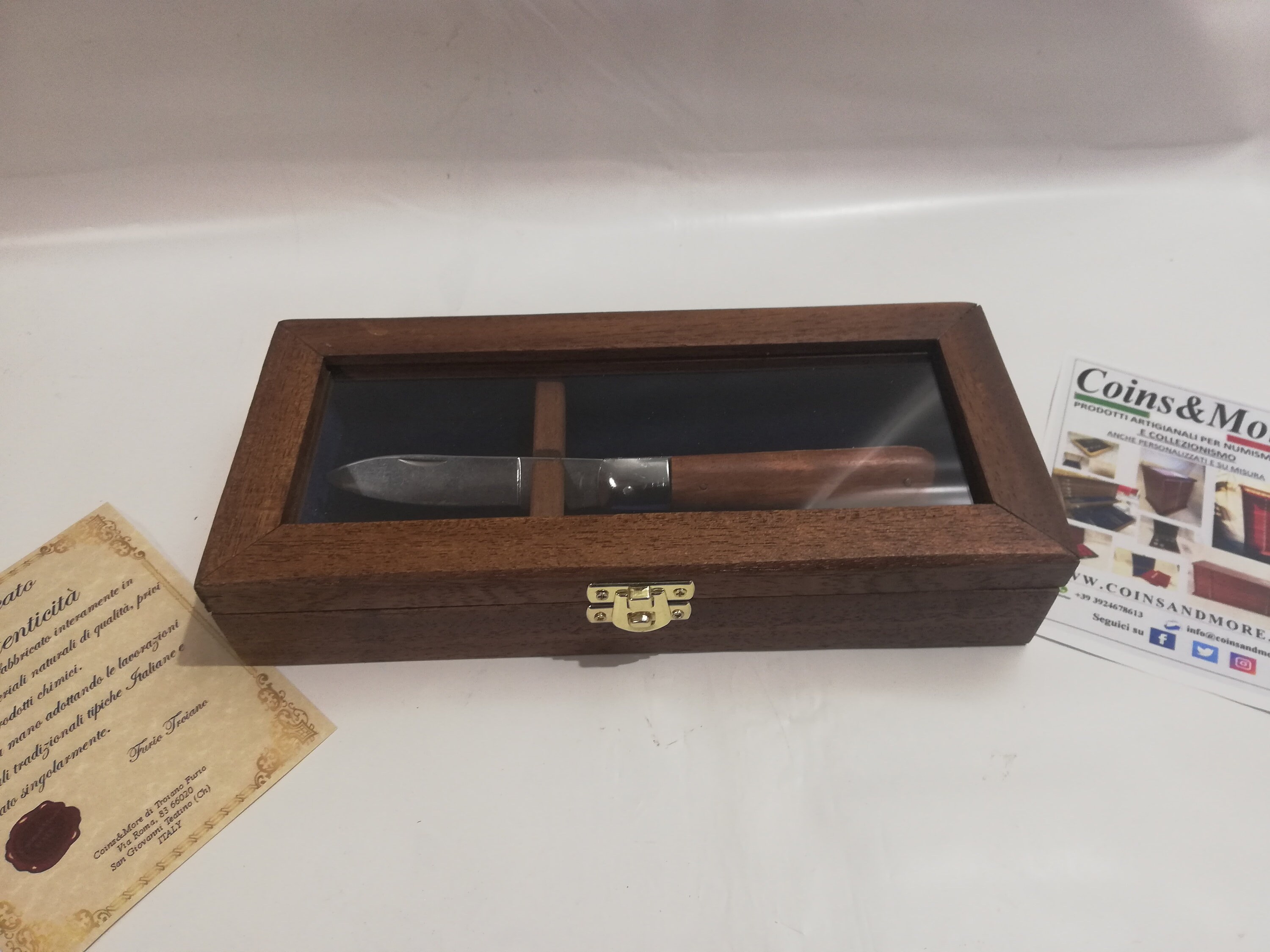 Display for Collectible Knives Personalized Box in Wood and Velvet - Etsy