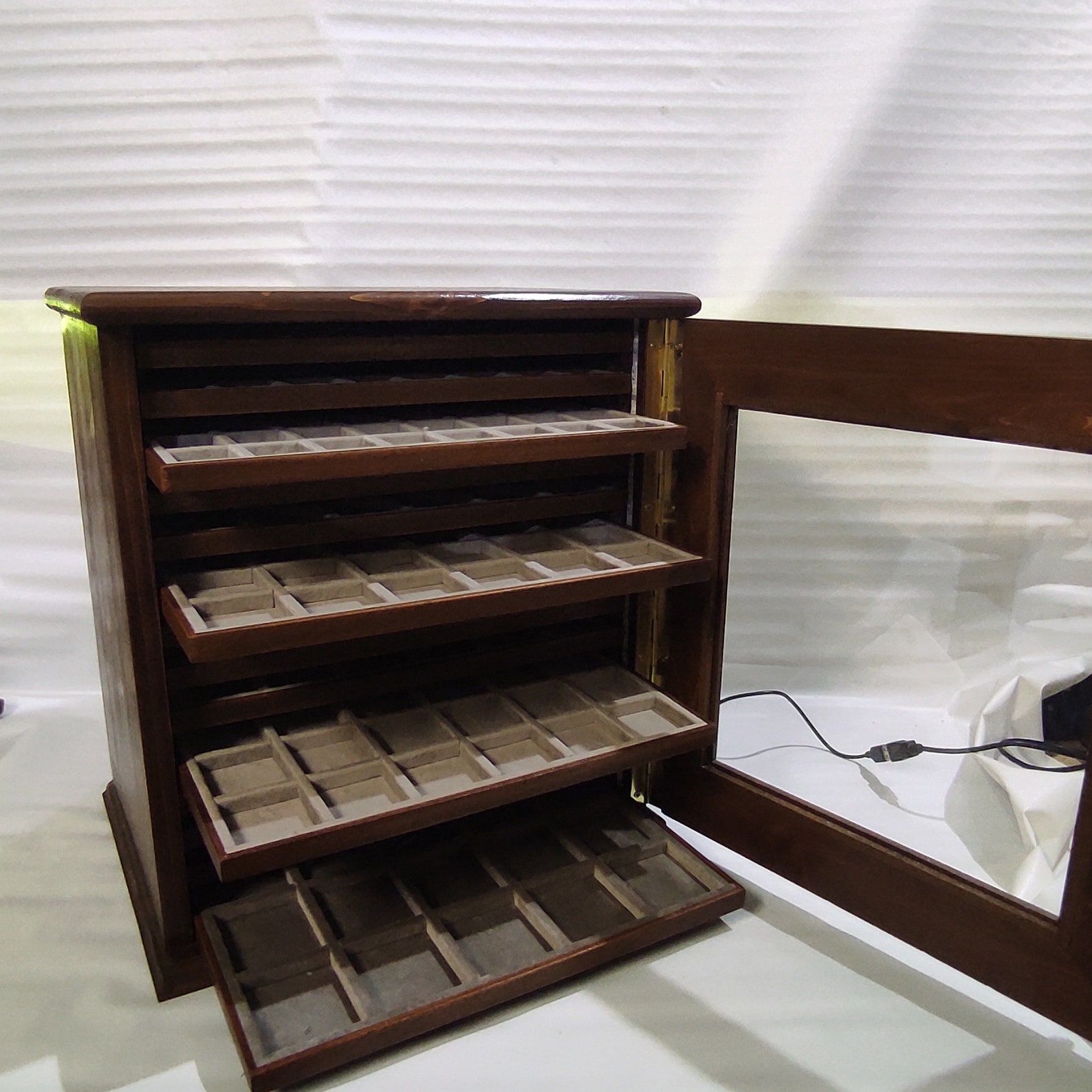 Cabinet for 14 Numismatic Trays - Coin Cabinets With Glass and Lock - Etsy