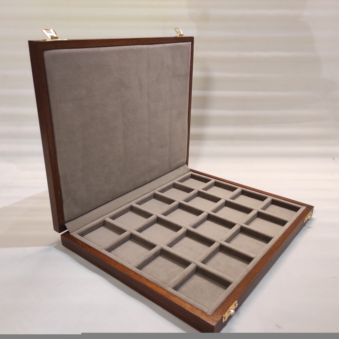 Refined Wooden Case for Ancient Coins 20 squares 38x38 mm (1.49x1.49 ...