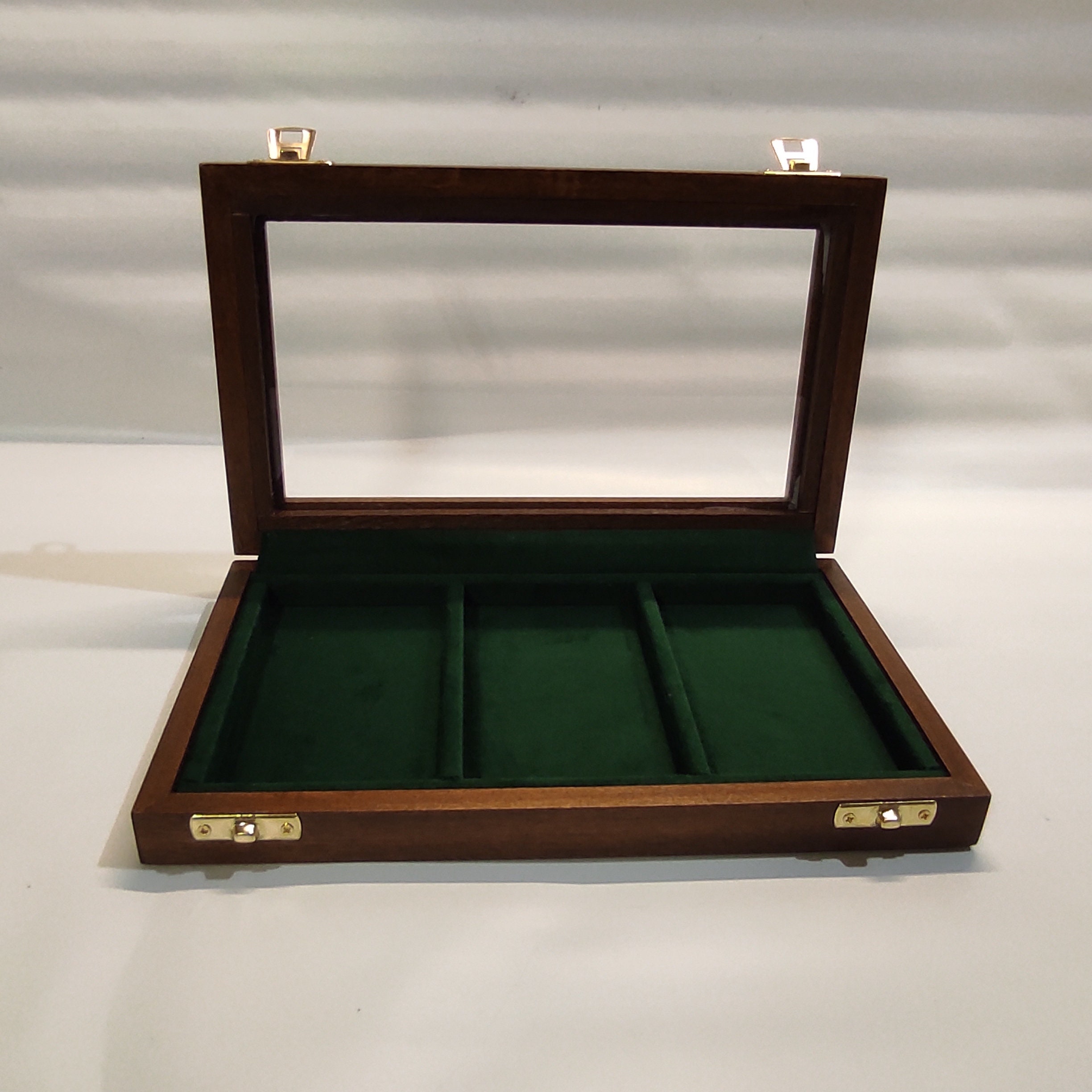 Wooden Case for 3 Medal With Ribbon - Etsy