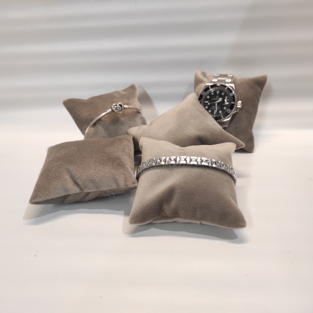 Pillow for Jewelery, Watches - Jewelery Display Stand for Bracelets ...