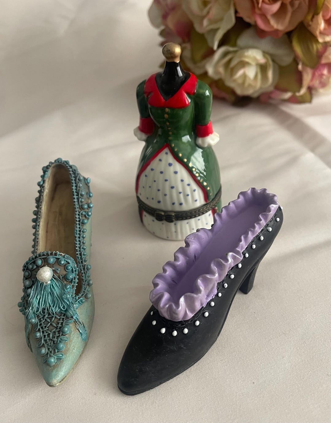 Ceramic Dress Hinged Trinket Pill Ring, Miniature Collectible Ceramic ...