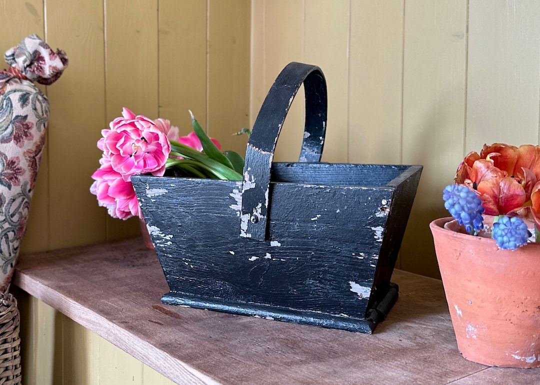 Rustic French Trug, Wooden Garden Basket, Timeworn Paint, Vintage Decor ...