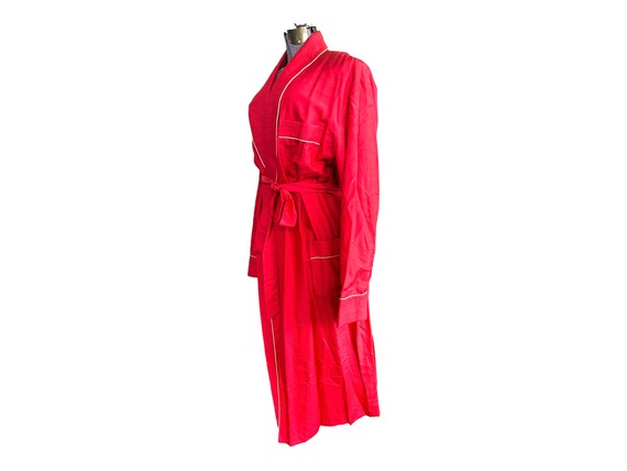 Red Pure Silk 1960s Robe. Beautifully made. Size: 46-… - Gem