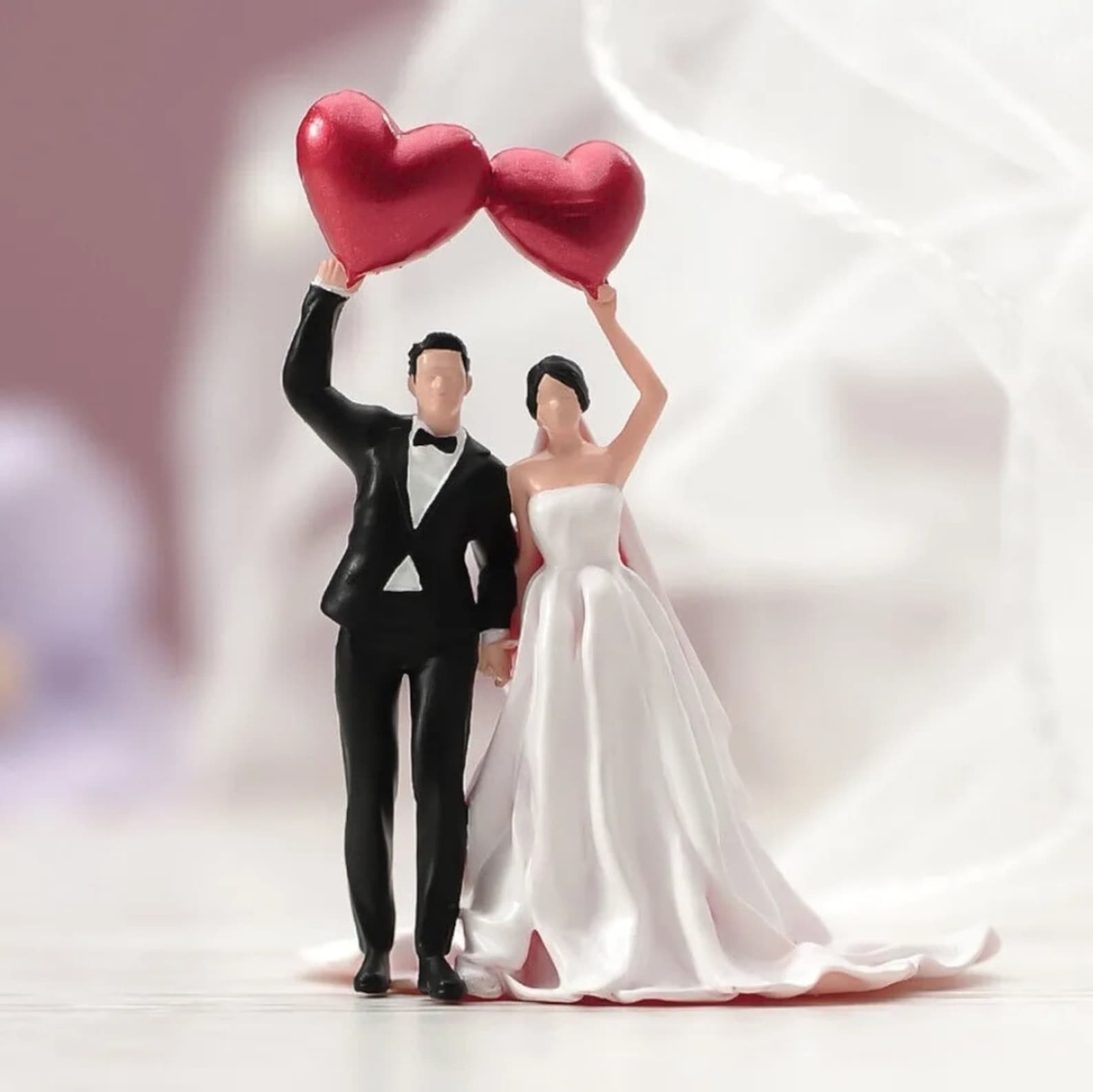 Miniature Bride and Groom Figurines, Wedding Scene Couple Tiny Love (1: ...