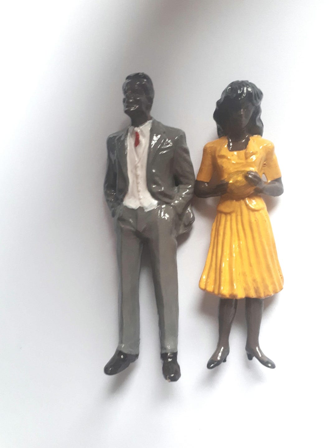 Miniature Couple Figurines, 1:25 Scale, Diorama Figures - Etsy
