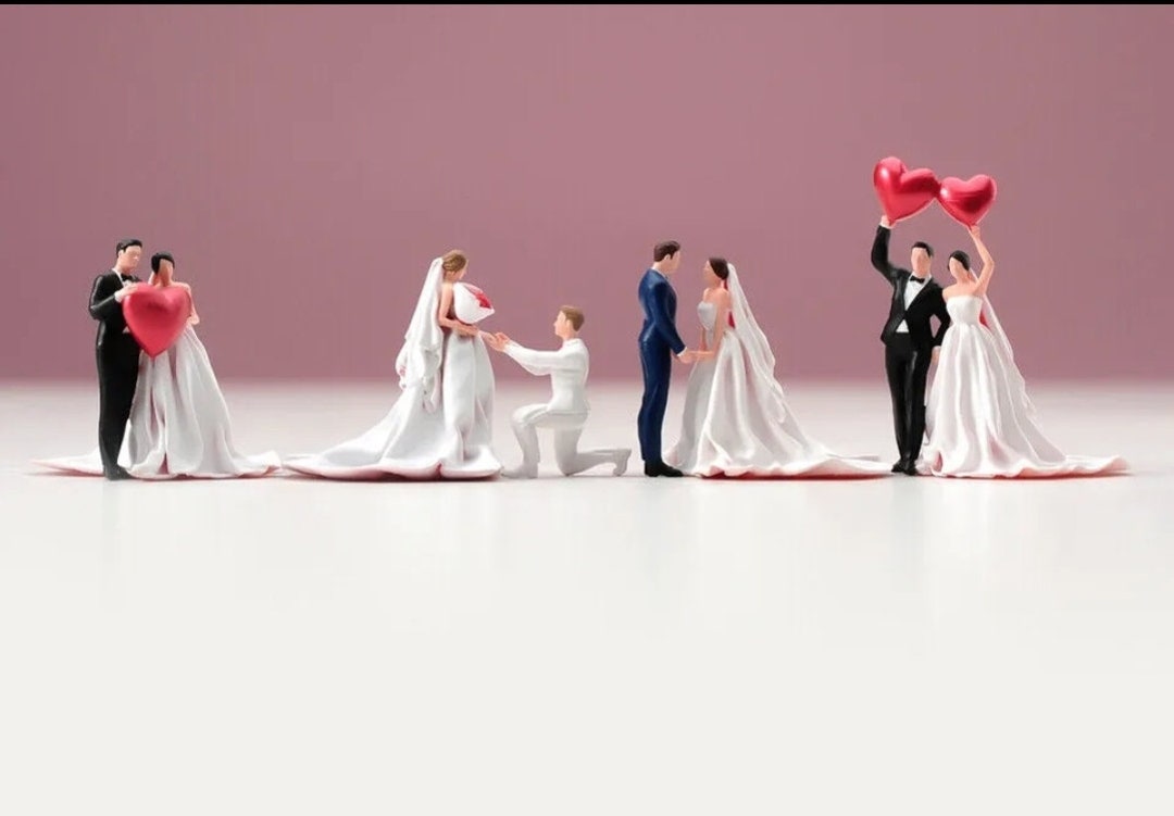 Miniature Bride and Groom Cake Topper 1:87/64/43/24 Scale Figures ...