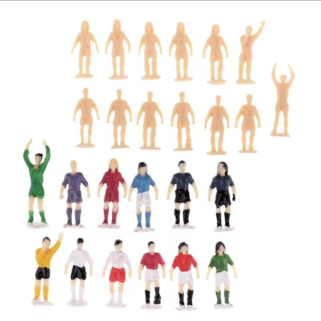 Football Player Figures 20mm 1:87 Scale Model HO Guage Playing Soccer ...