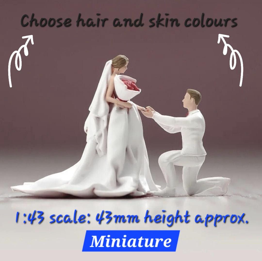 Personalised MINI 4.2cm 1:43 Scale Model Miniature Bride and Groom ...