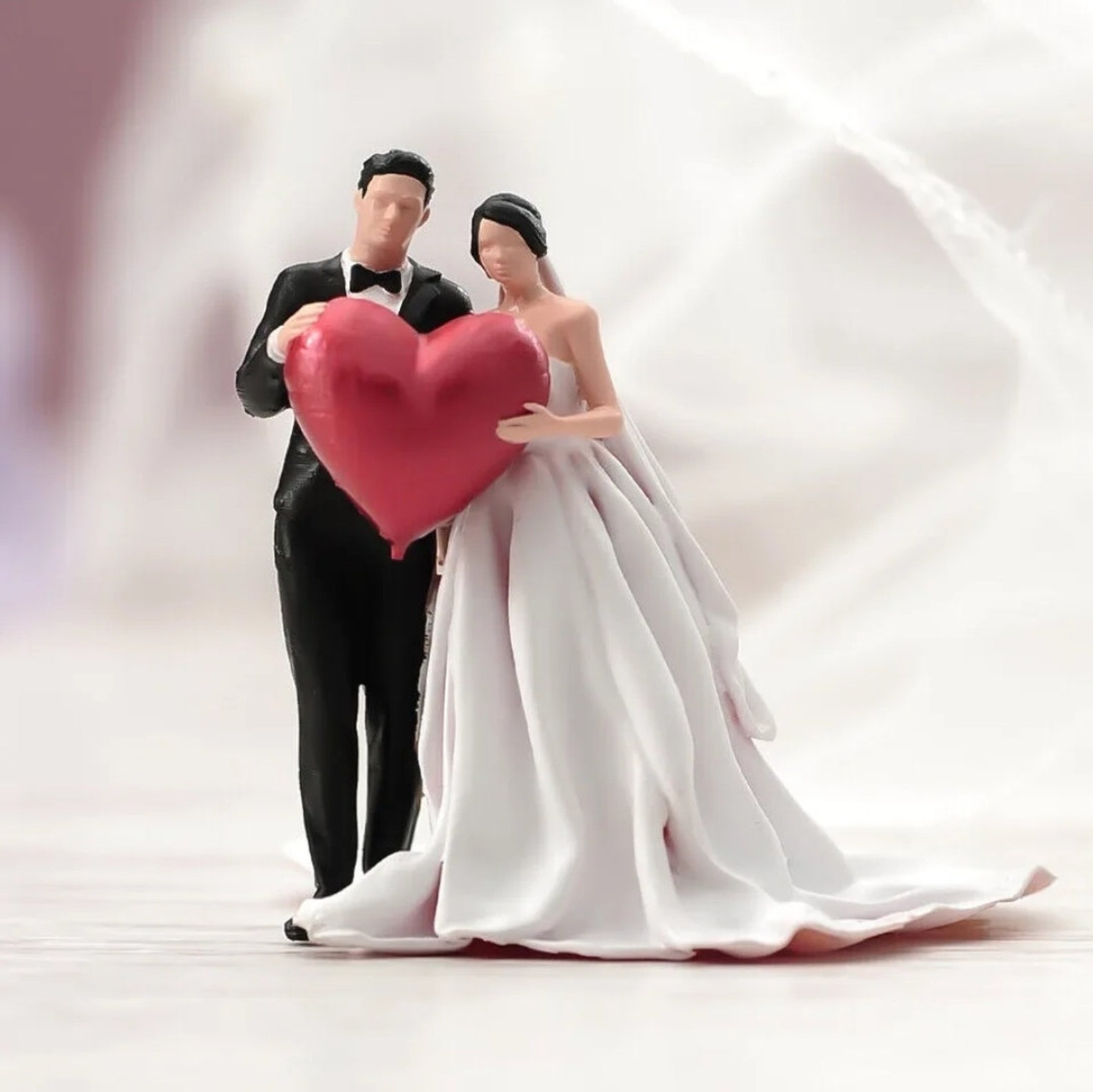Miniature Bride and Groom Figurines, Wedding Scene Couple Tiny Love (1: ...