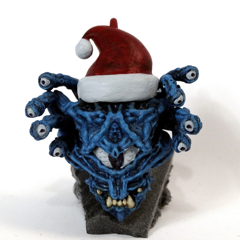 Santa Beholder Christmas Tree Decoration / Miniature - Etsy