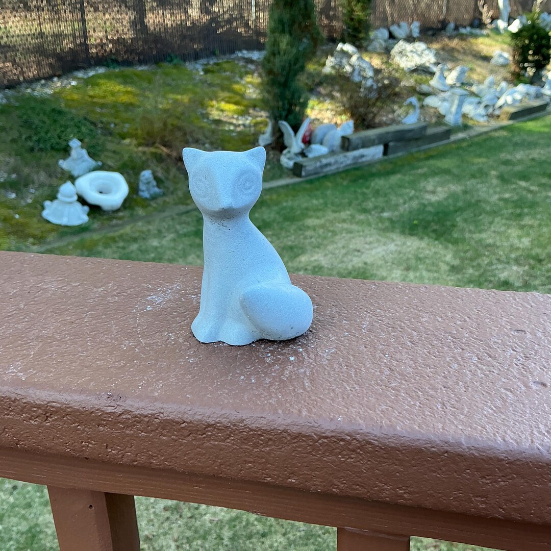 Cement Cat Statue, Concrete Cat Statue, Cat Figure, Cat Memorial Statue ...