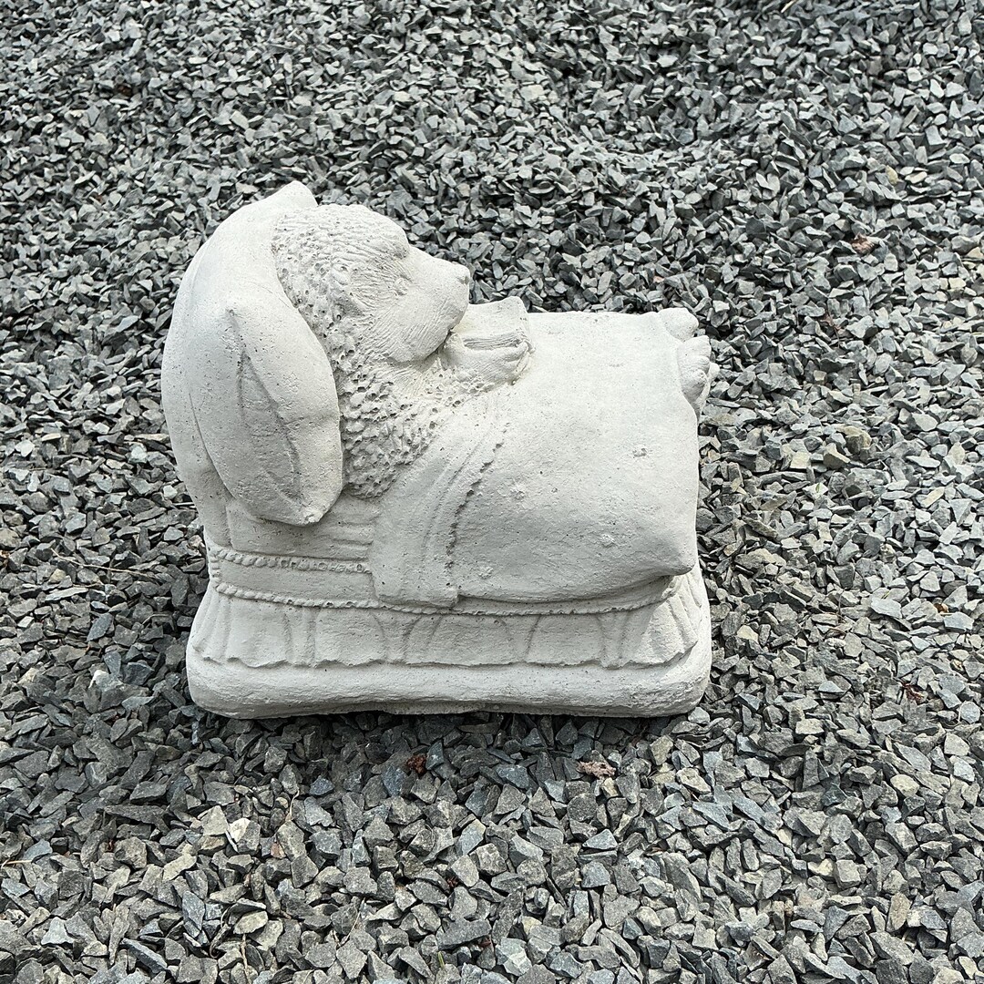 Cement Hedge Hod Statue, Cute Hedge Hog Figure, Concrete Garden Statue ...
