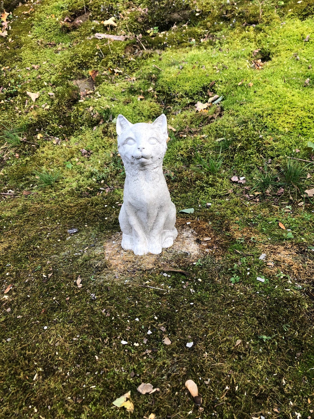 Cement Cat Statue, Concrete Sitting Cat Figure, Garden Statues ...