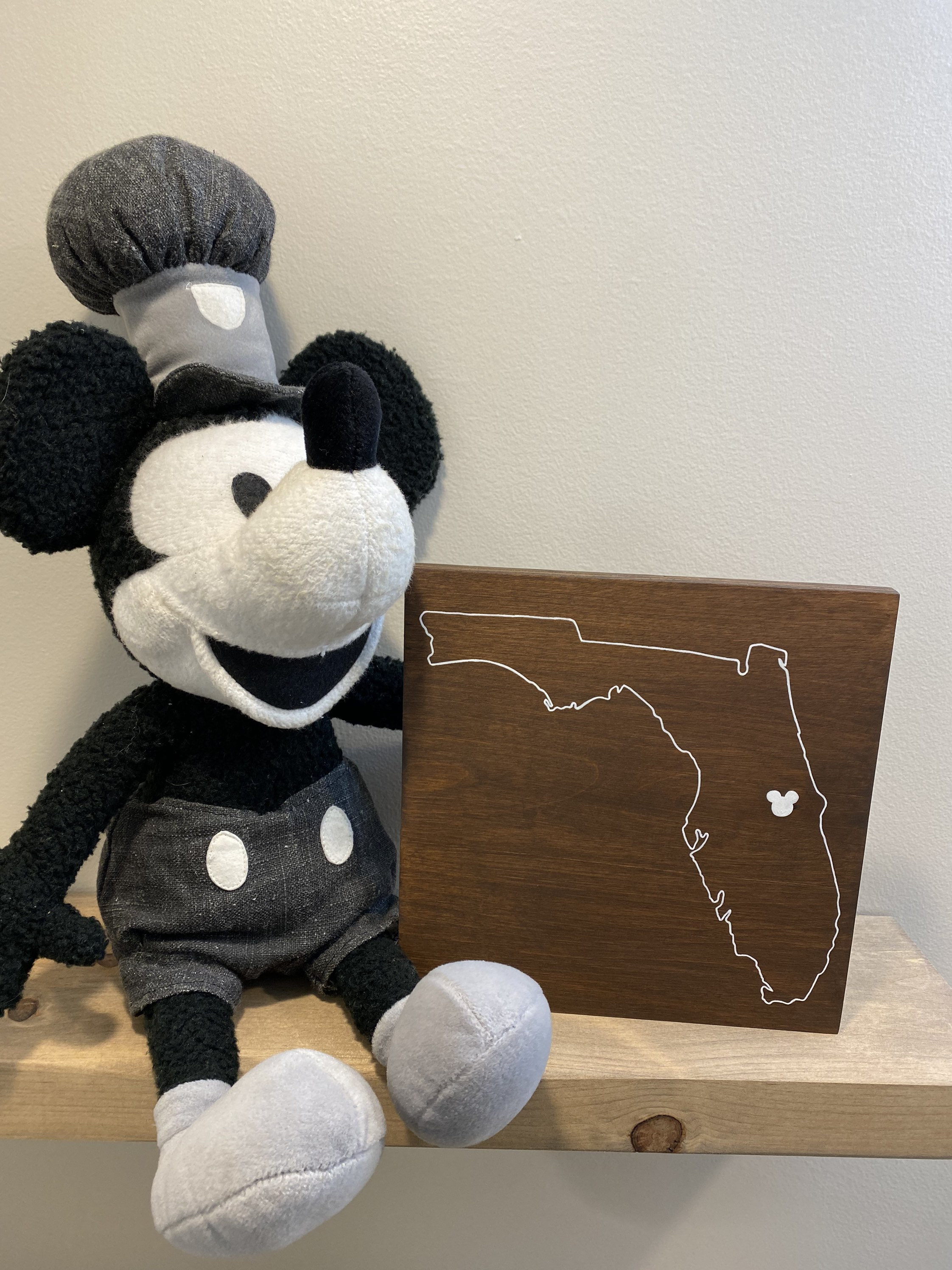 Florida State Outline | Mickey Ears Sign | Mickey Icon Map | Disney ...
