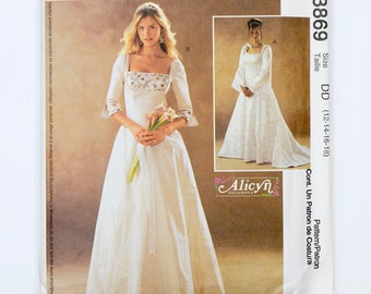 2002 Wedding Dress - Etsy