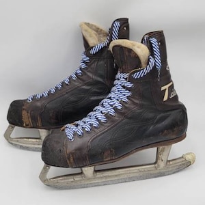 Vintage CCM Tacks Prolite 1961. Rare Men's Collectible Ice Hockey ...