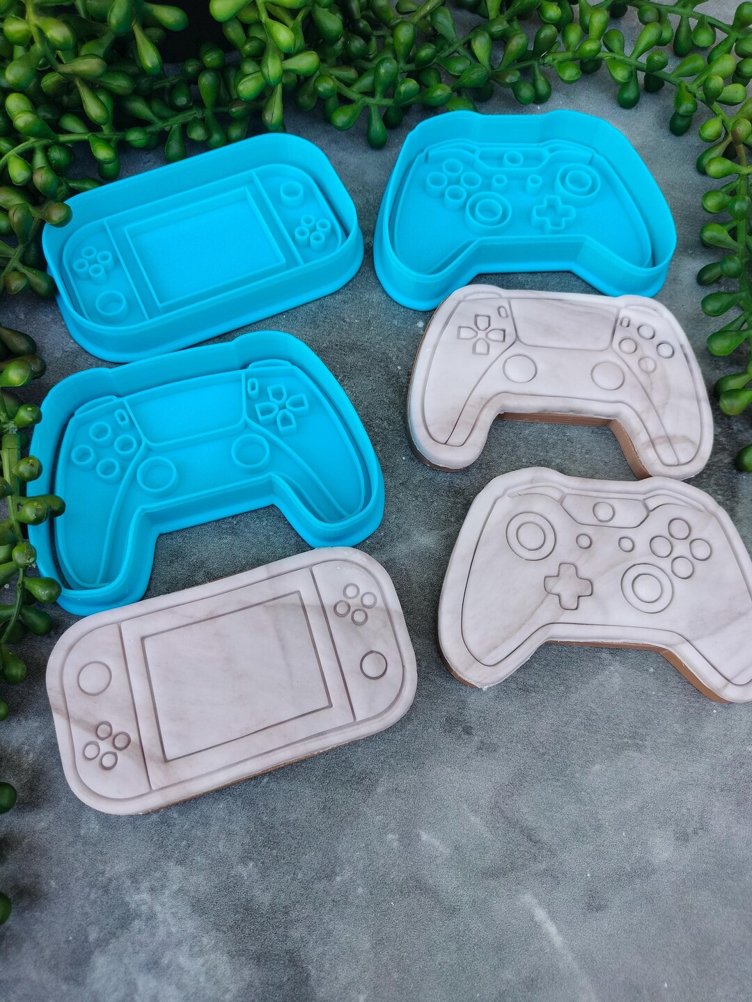 Gaming Controller Cookie Cutter and Fondant Stamp Embosser Playstation ...