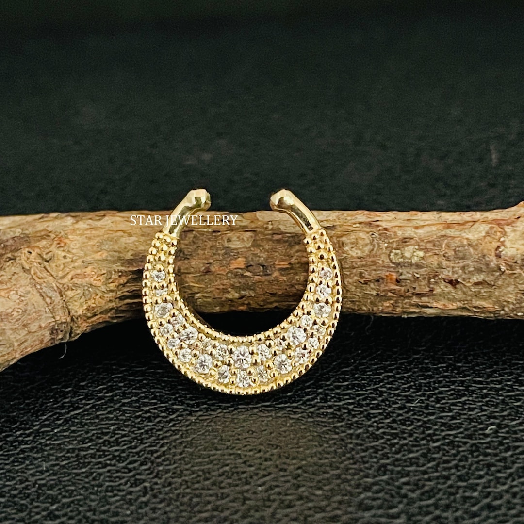 14K Gold Diamond Fake Septum Piercing: Daith Clicker - Etsy