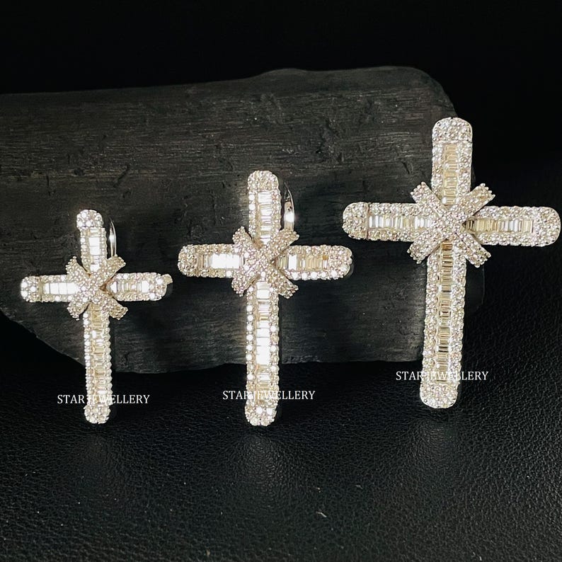 925 Sterling Silver VVS Moissanite Cross Pendant: Unisex Baguette ...