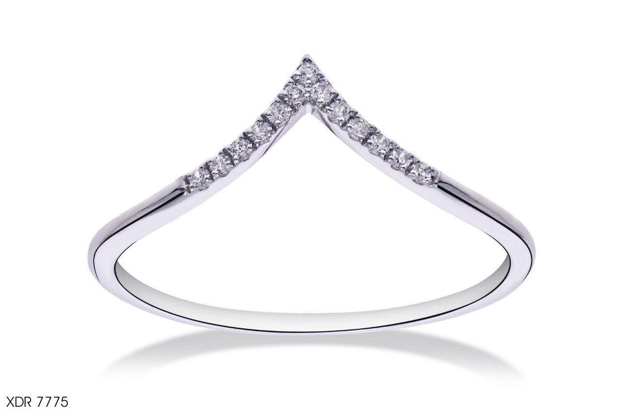 Chevron V Ring. Stackable Bridal 14K Gold and Diamond Wedding | Etsy