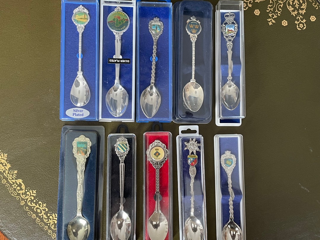 10 Different Souvenir Teaspoons From Various Countries. in Boxes ...