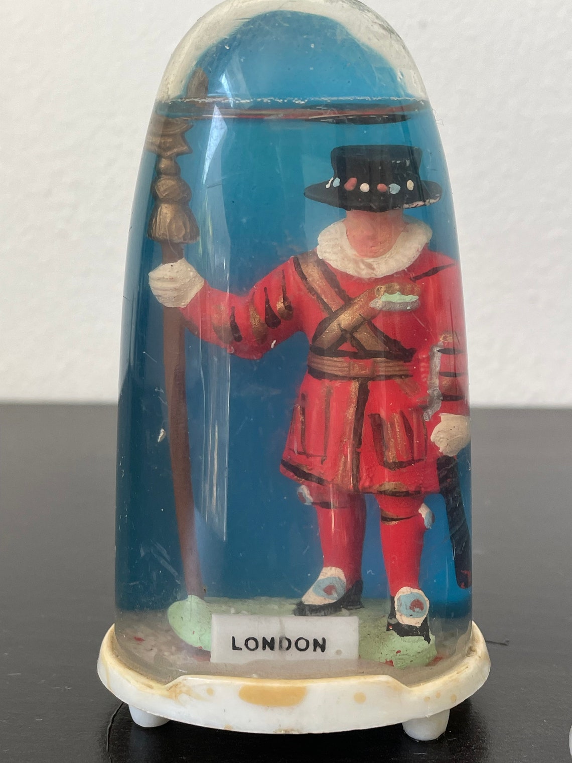 Set/2 Snowball London Guards - Vintage Souvenirs - Approx. 10 Cm High ...