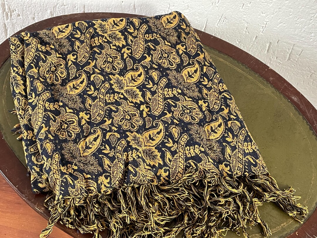 100x100cm / 40x40" Silk Wool Scarf, Shawl, or Tablecloth With a Paisley ...