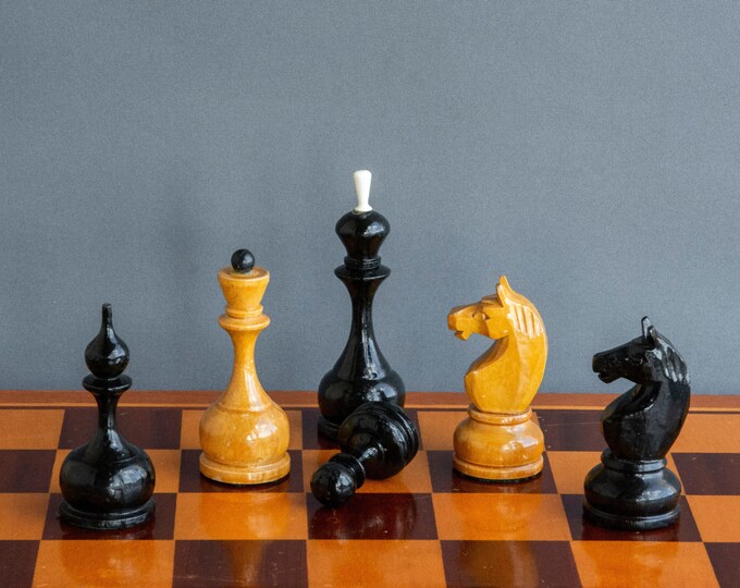 GM2 Soviet Grandmaster Chess Set Vintage 1960s Soviet Tournament Chess ...