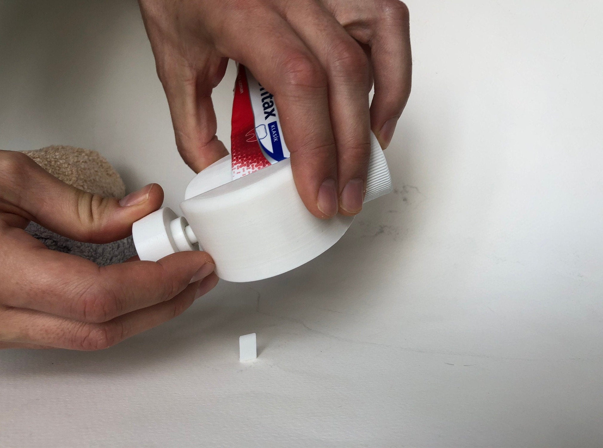 Customizable 3D Printed Toothpaste Squeezer Unique Bathroom Design Gift ...