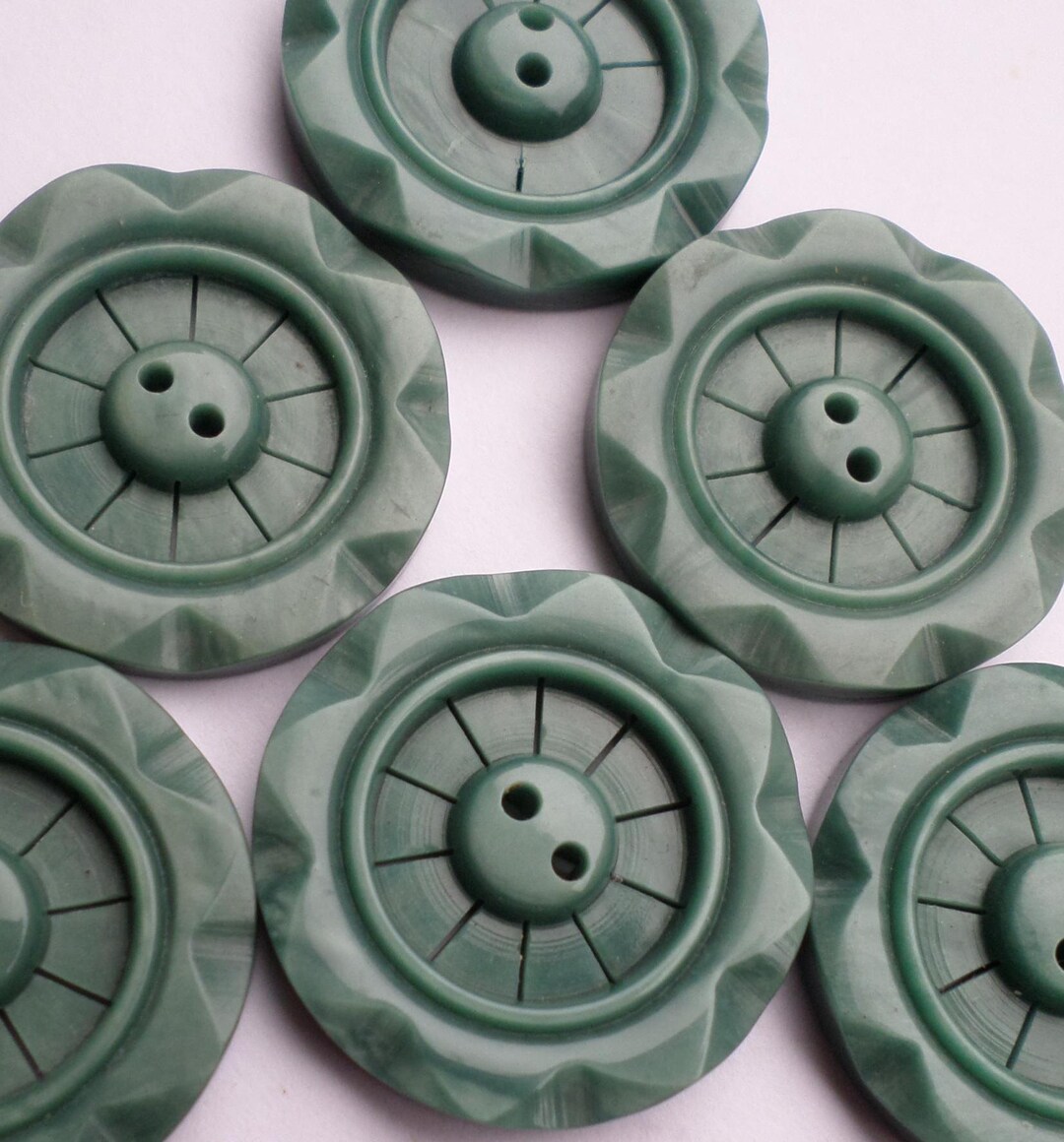 Set of 6 Green Floral Shaped Green Plastic Casein Buttons 1.1/8" Dia - Etsy