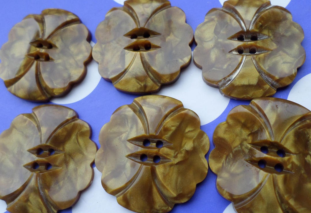 Set of 6 Vintage Mottle Mustard Casein Plastic Buttons With Detail 1 ...