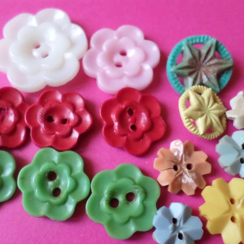 Plastic Buttons - Etsy