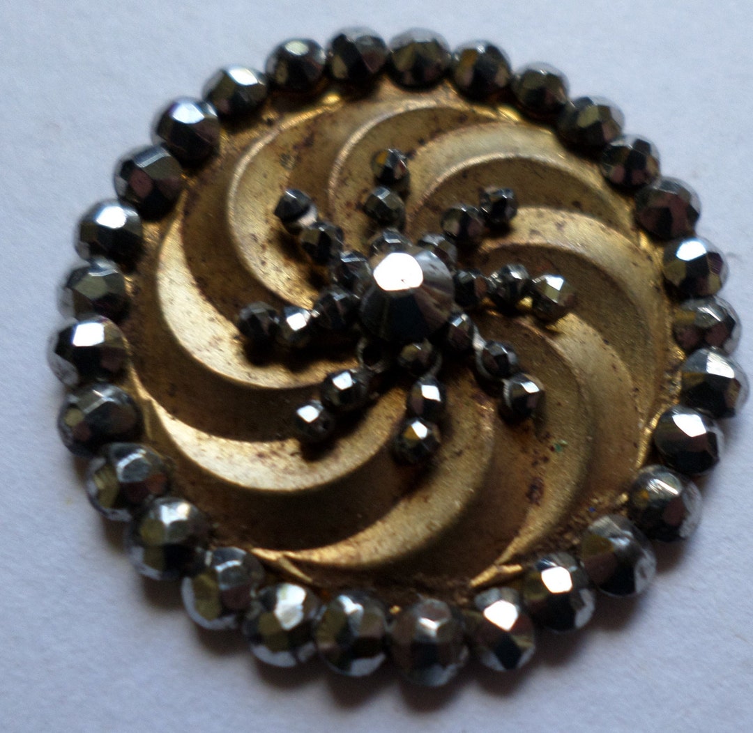Antique Gold Coloured Gilt Metal Button With Edge and Central Cut Steel ...