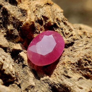 NATURAL RUBY GEMSTONE 3.65ct Good Quality Untreated Red Ruby Faceted ...