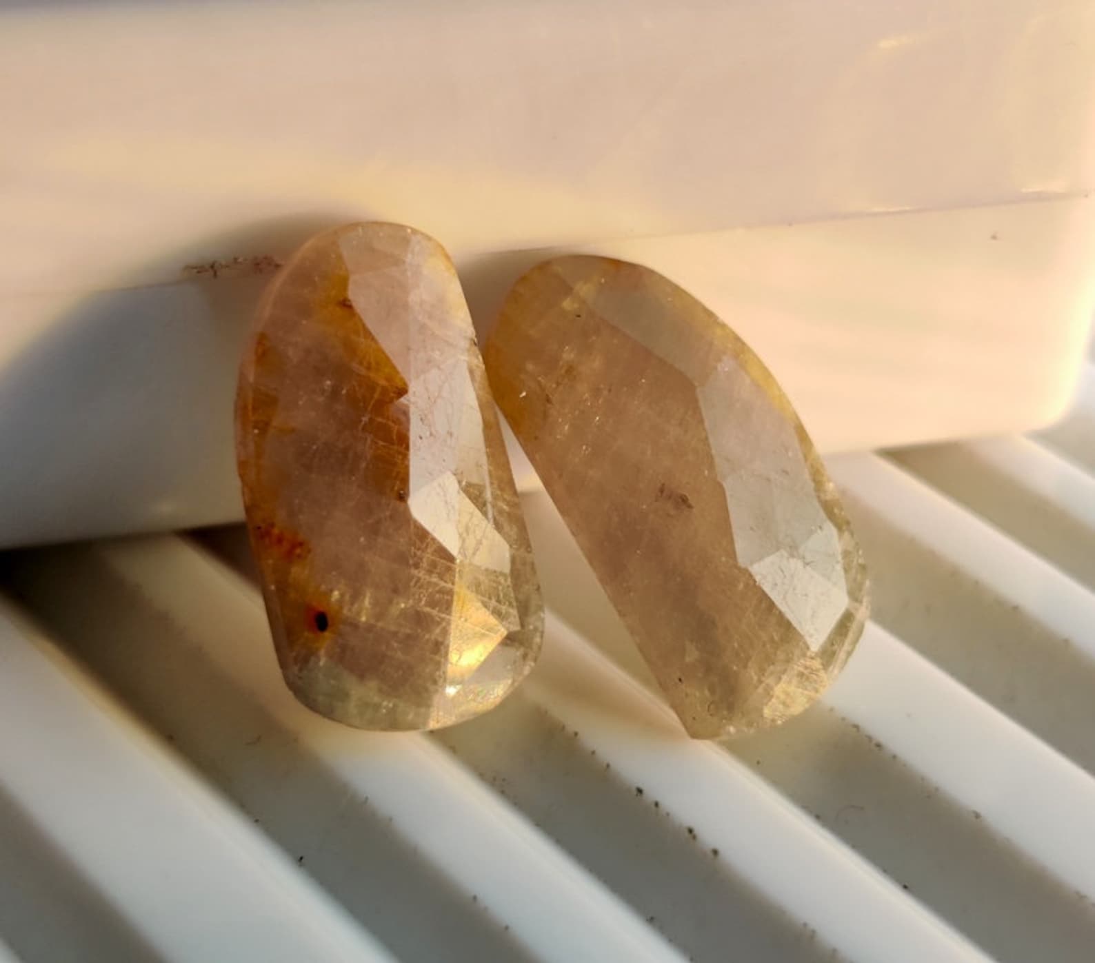 BRAUNER SAPHIR EDELSTEIN 11Ct Gute Qualität Natürlicher Saphir ...