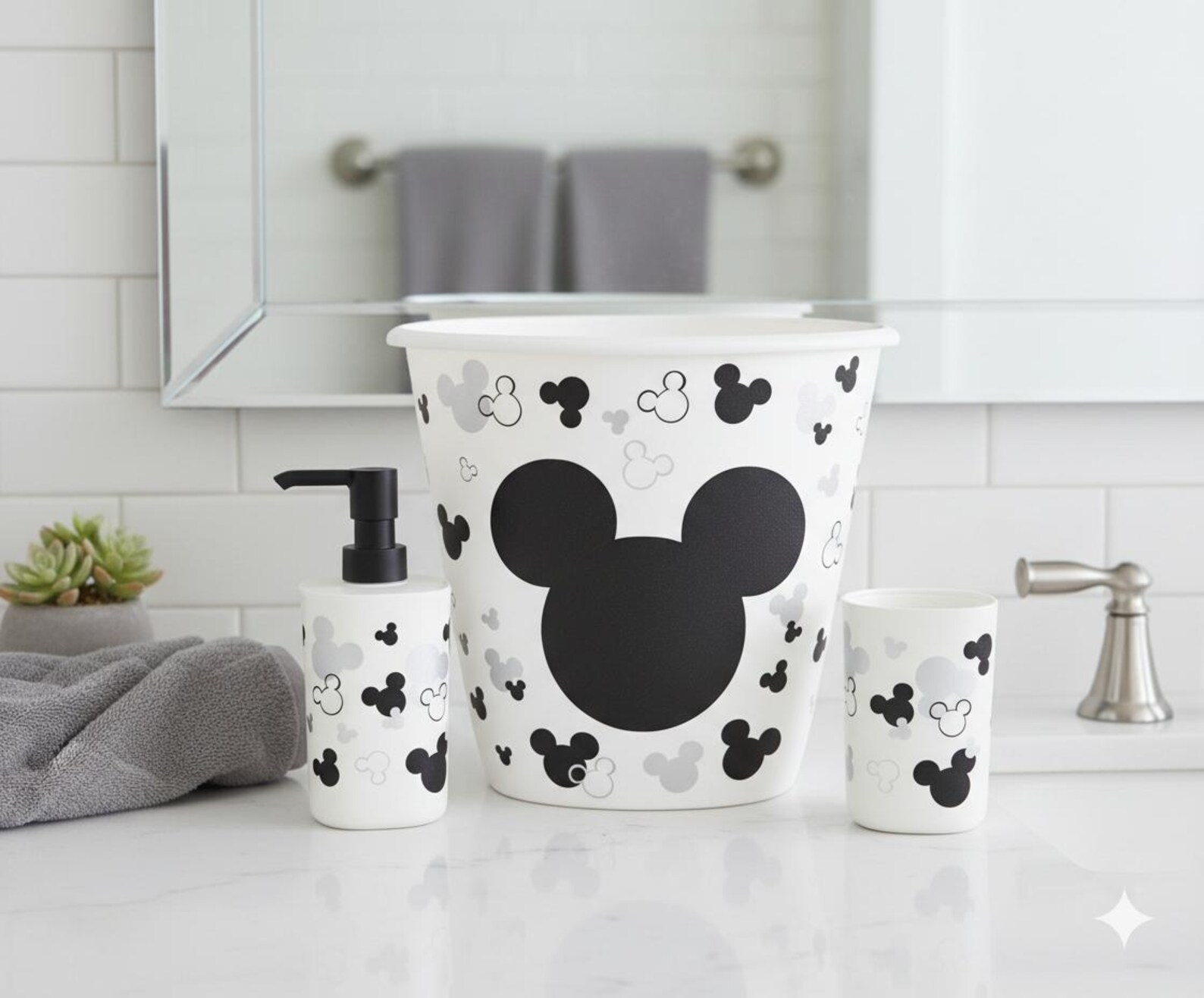 Bathroom-soap Dispenser-wastebasket-toothbrush Holder-mickey Mouse ...