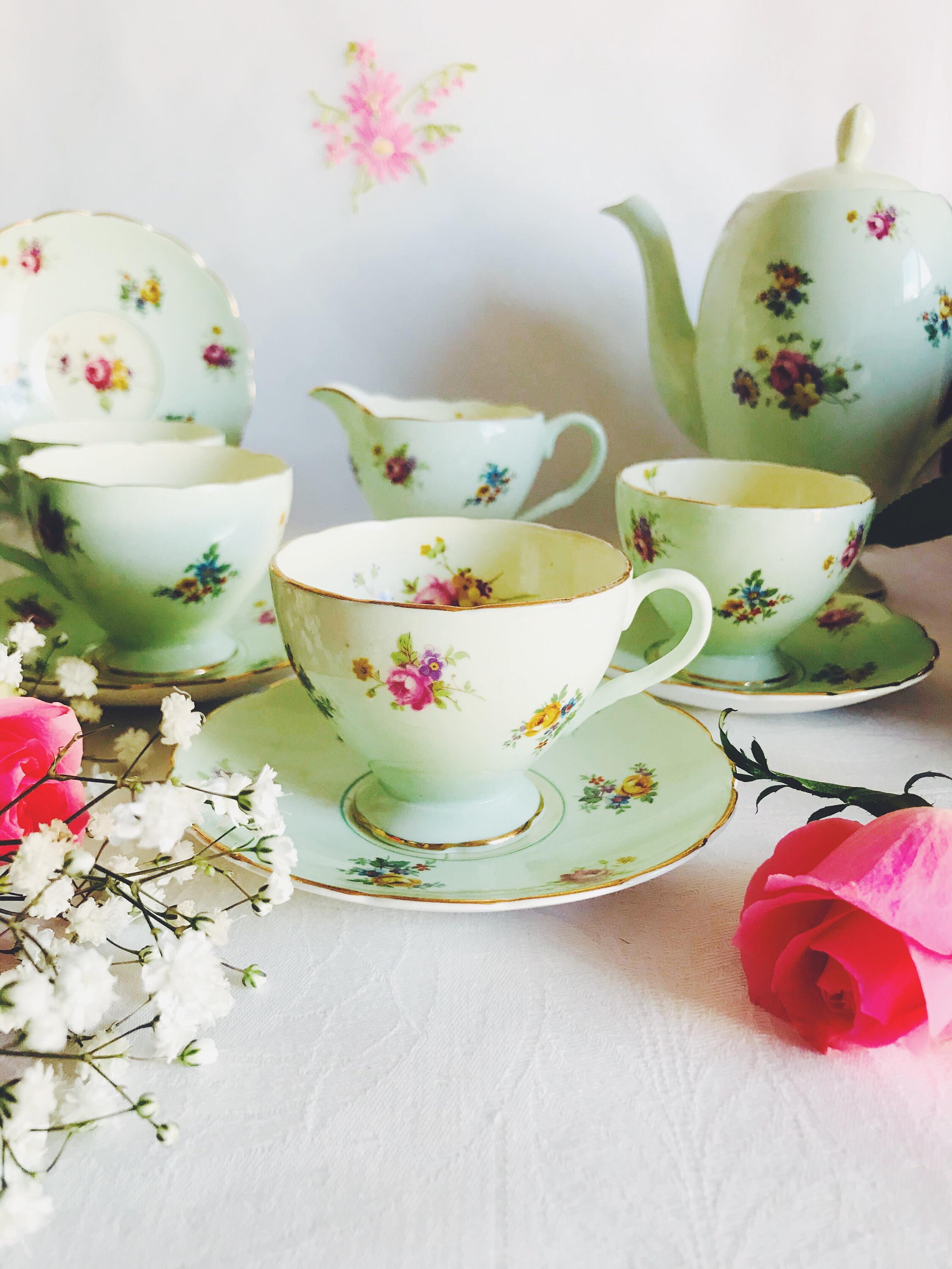 Tea Cups & Sets Home & Living Chartreuse Green With Fancy Gold ...