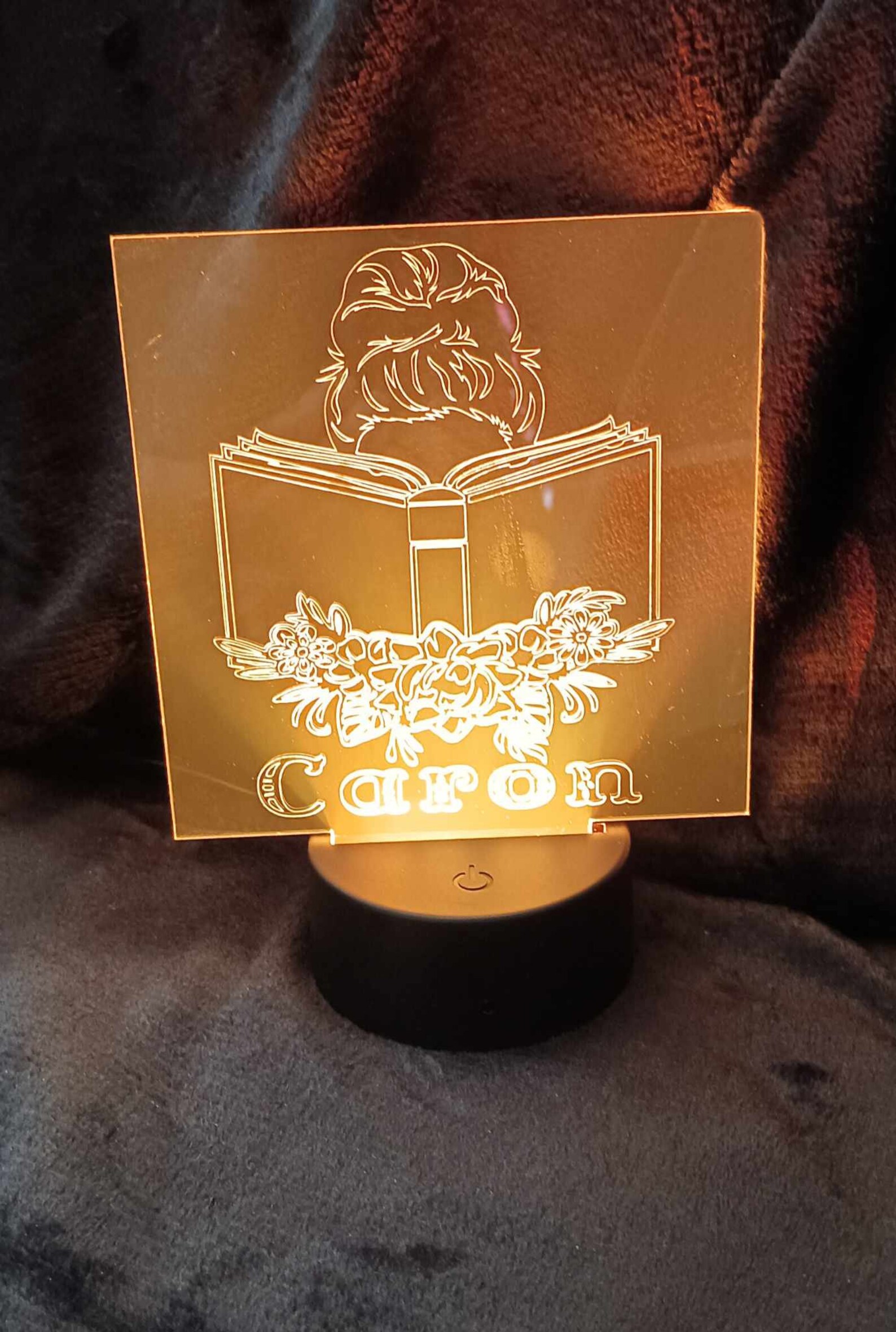 LED Acrylic Nightlight in Stand With USB Cable and Colour Changing ...