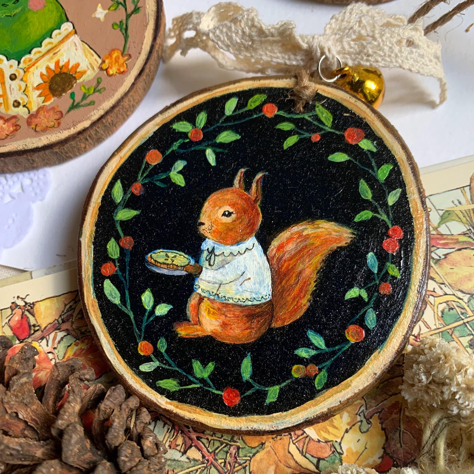 Hand-painted Animal Wood Slice Ornament – Enchanted Forest Decor - Etsy