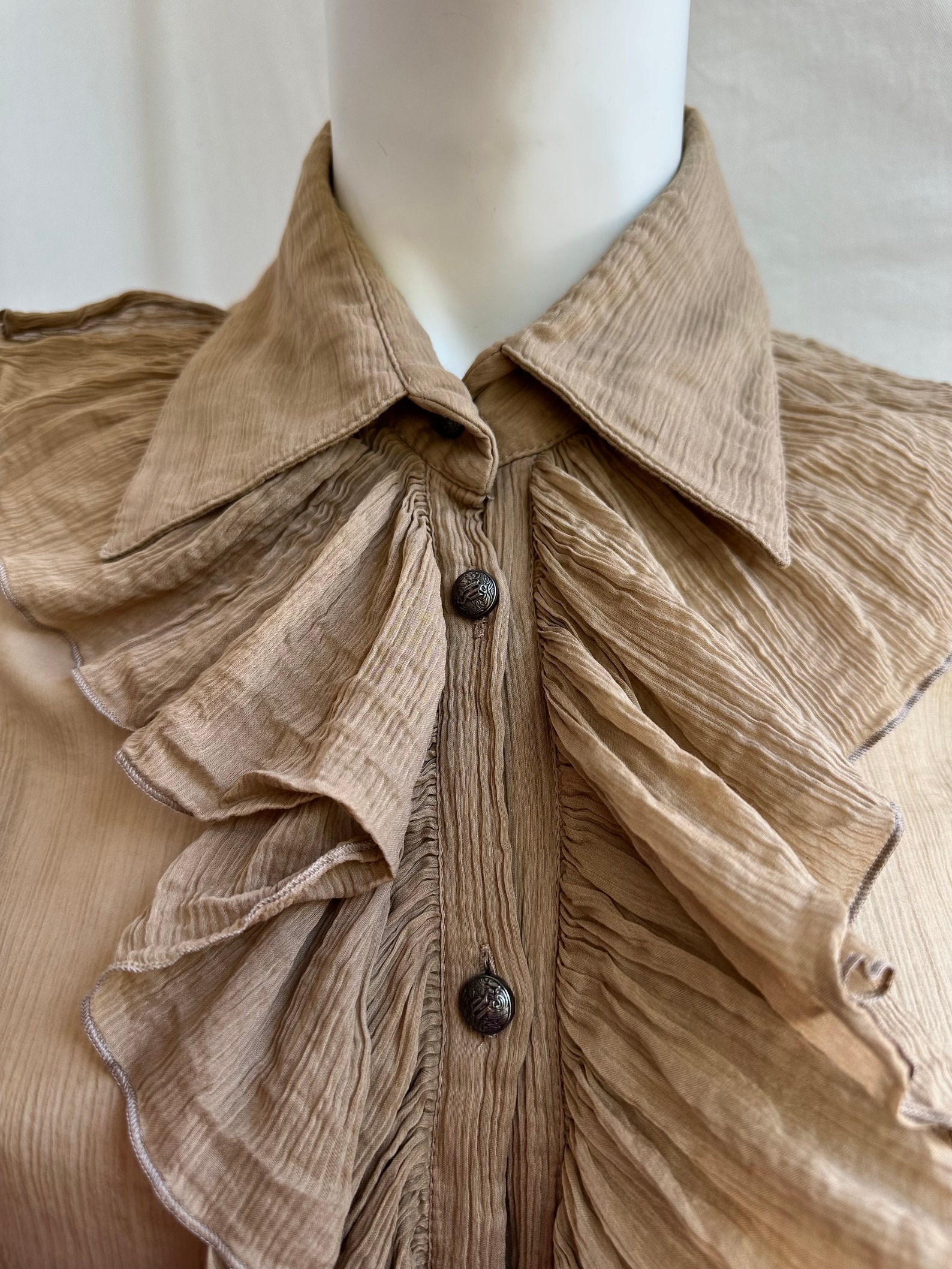 Vintage 90s GIANNI VERSACE Jabot Blouse. Ruffled Beige Silk Shirt - Etsy