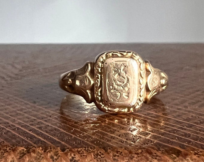 FLORAL Ornate Signet Ring French Antique Stacker 18k Gold Victorian ...