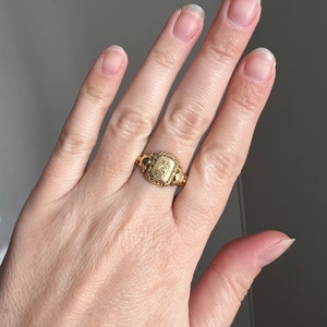FLORAL Ornate Signet Ring French Antique Stacker 18k Gold Victorian ...